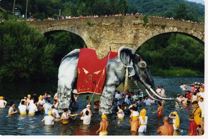 Fotos: Un recorrido visual por la historia del Descenso Folklórico del ...