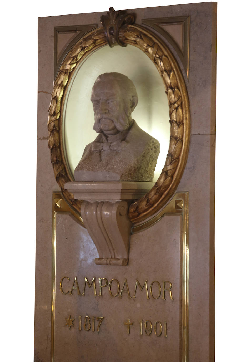 Teatro Campoamor: Un nombre impulsado por 'Clarín' | El Comercio