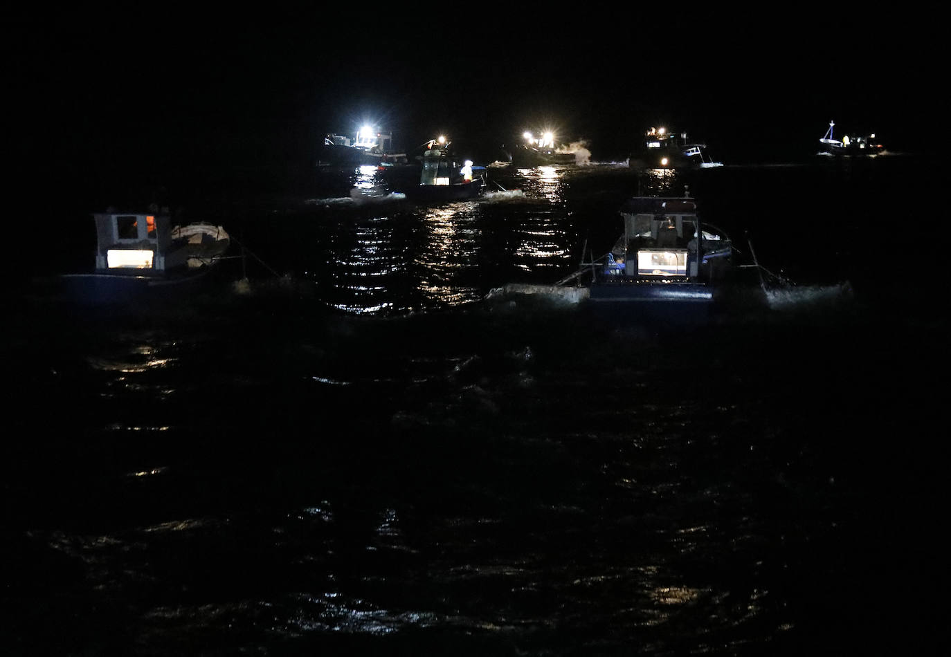 Fotos: Así es la pesca de la angula en Asturias | El Comercio
