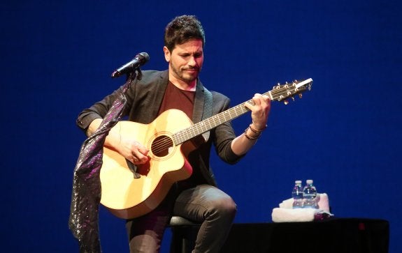 David de María, en familia en Gijón | El Comercio